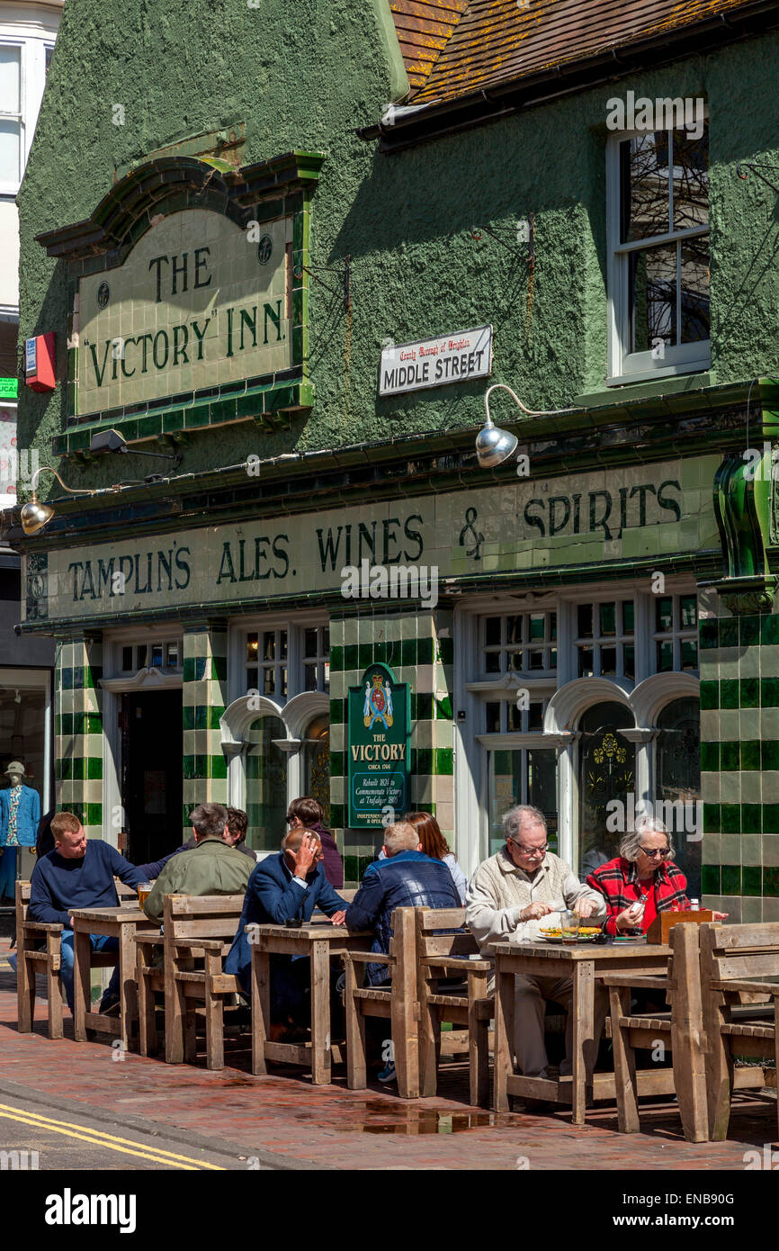 People Sitting Outside The Victory Inn, Middle Street, Brighton, Sussex ...
