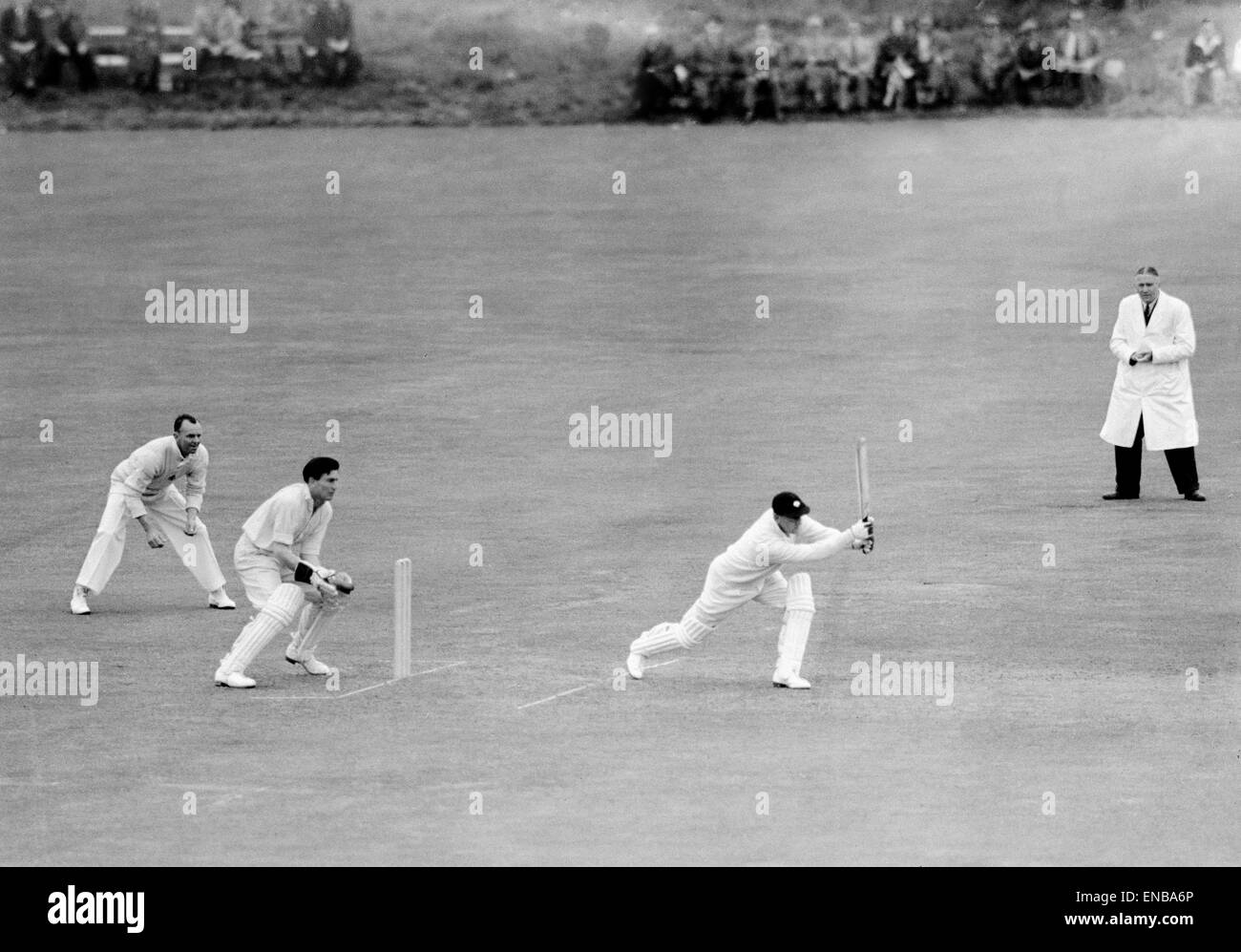 County Championship 1955 Yorkshire v Kent at The Circle, Hull. Len ...
