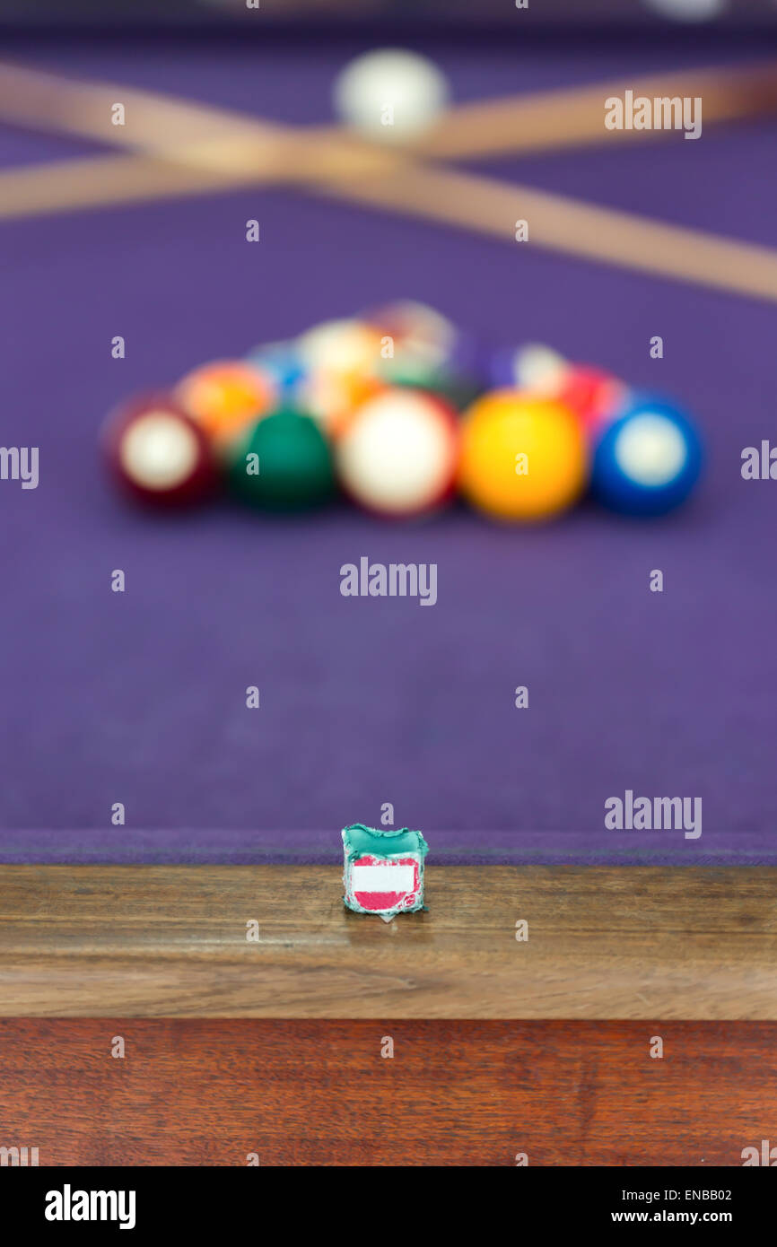 Balls in triangle hi-res stock photography and images - Alamy