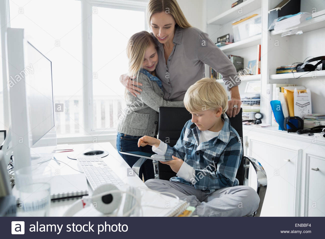 Technology children home hi-res stock photography and images - Alamy