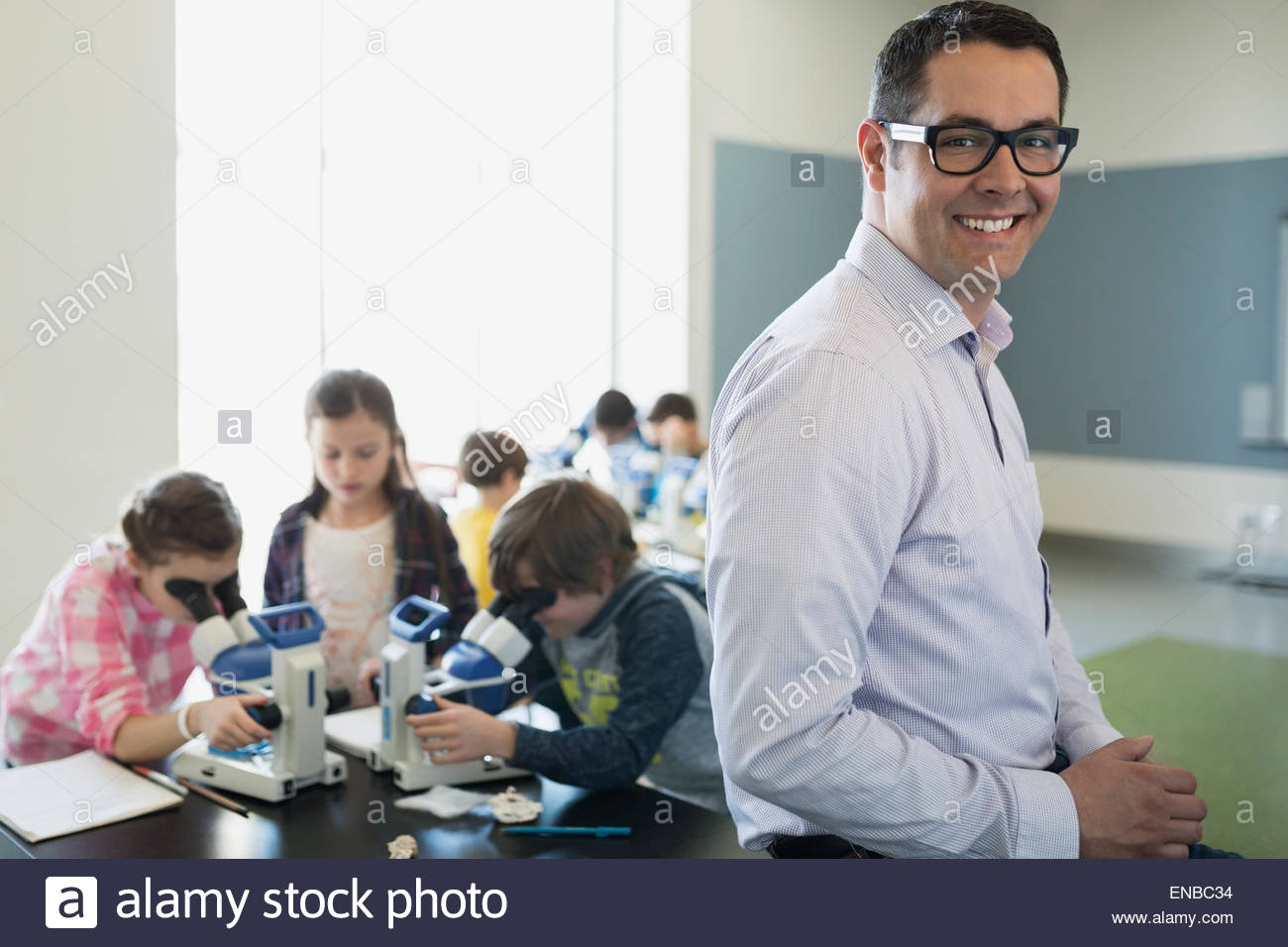 Classroom laboratory hi-res stock photography and images - Alamy