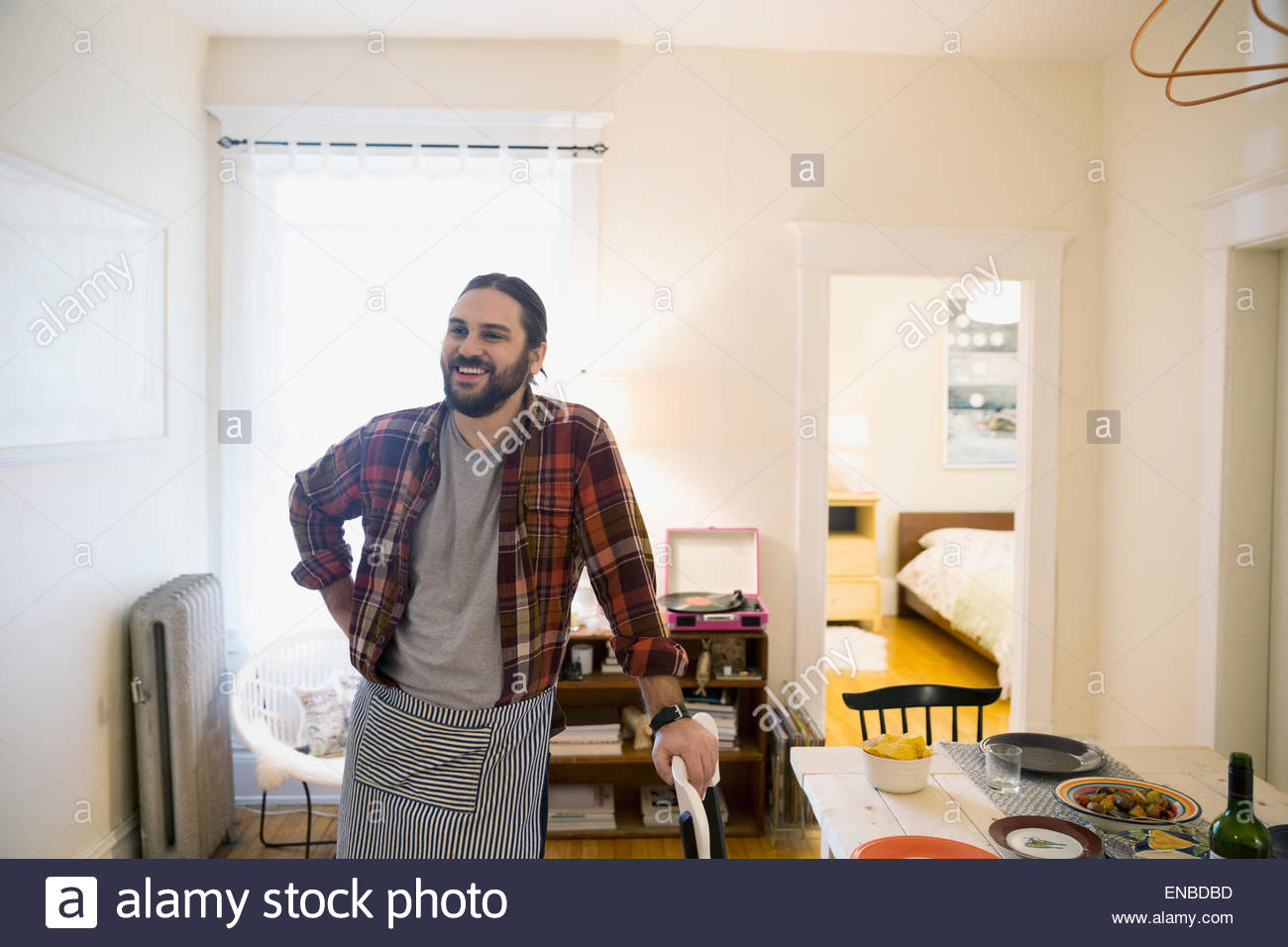 Dinner party preparation hi-res stock photography and images - Alamy