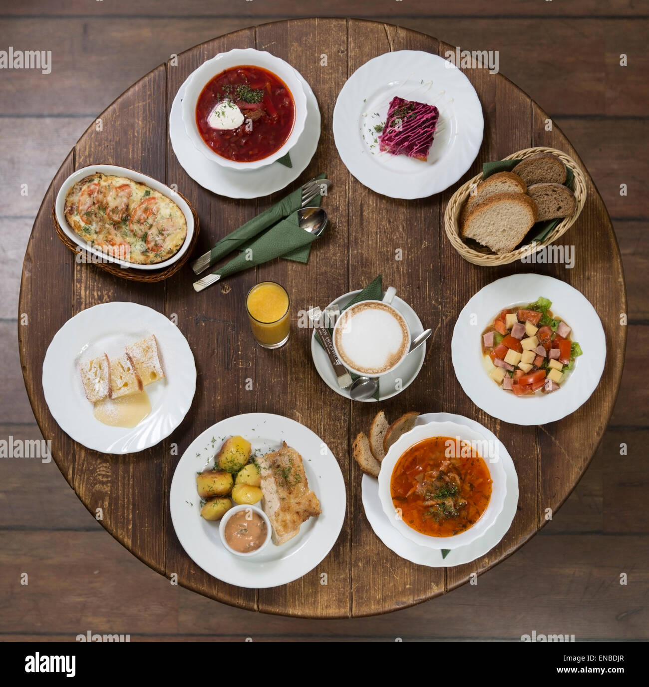 Vintage dining options hi-res stock photography and images - Alamy