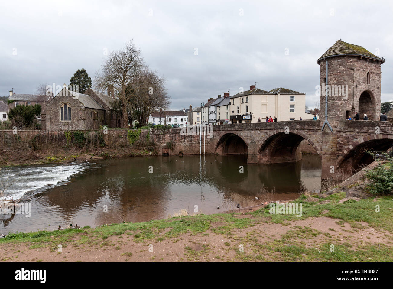 Wales river monnow the river wye hi-res stock photography and images ...