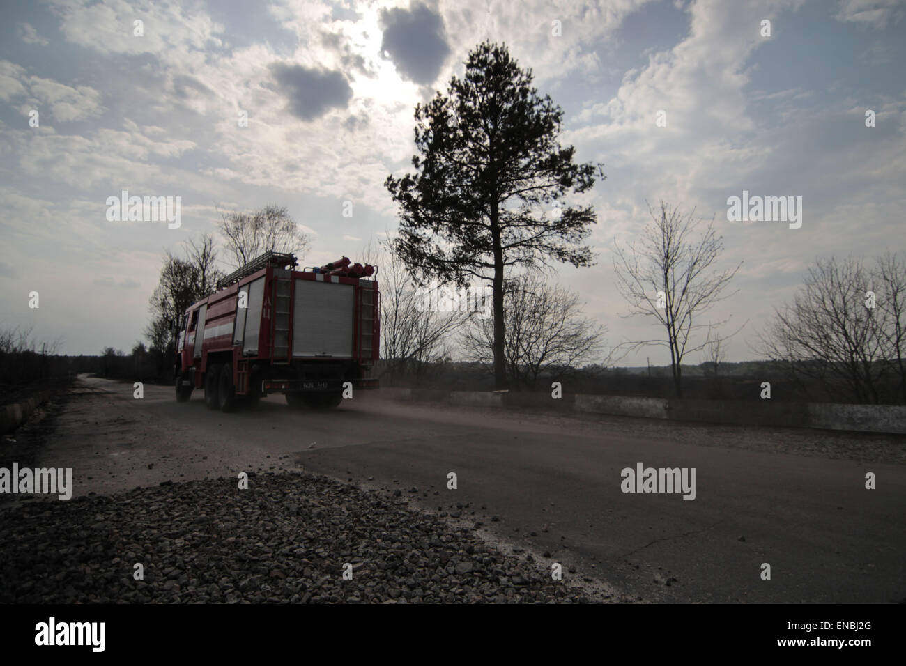Chernobyl, Ukraine. 1st May, 2015. Ukrainian firemen rest and pump ...