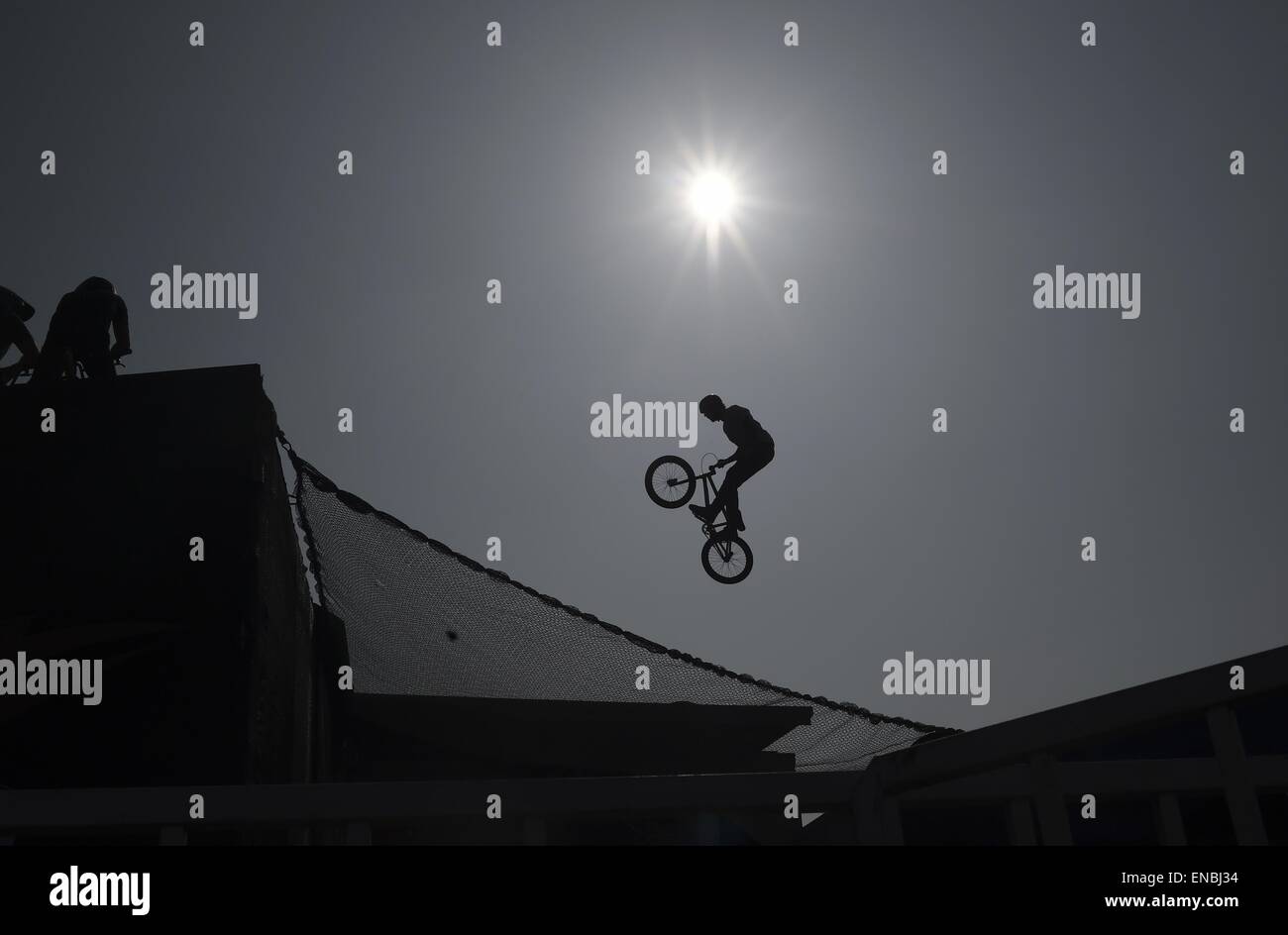 China shanghai jiangwan hi-res stock photography and images - Alamy