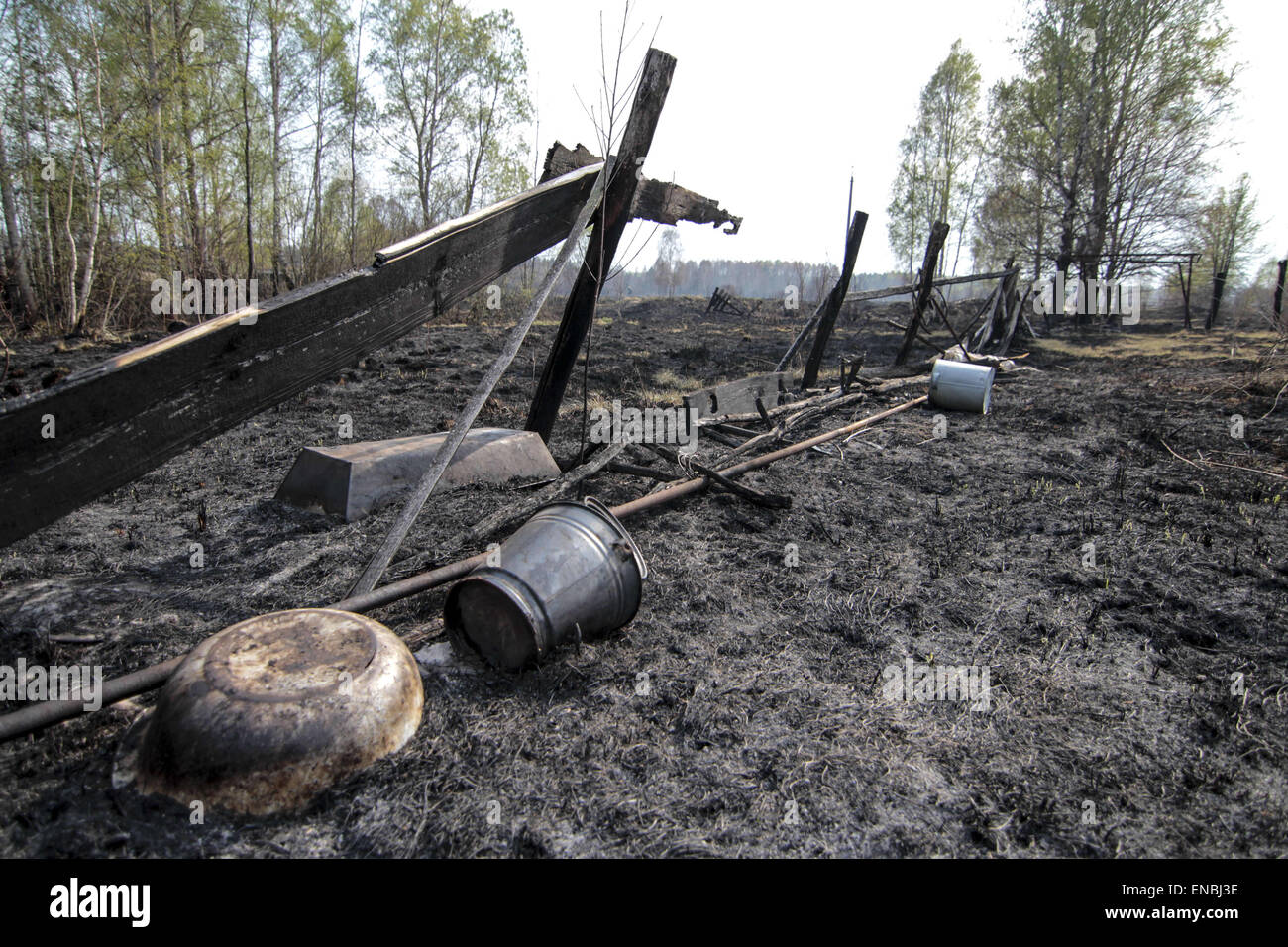 Chernobyl, Ukraine. 1st May, 2015. Ukrainian firemen rest and pump ...