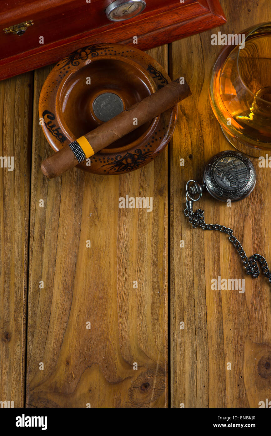 Havana cigar texture hi-res stock photography and images - Alamy