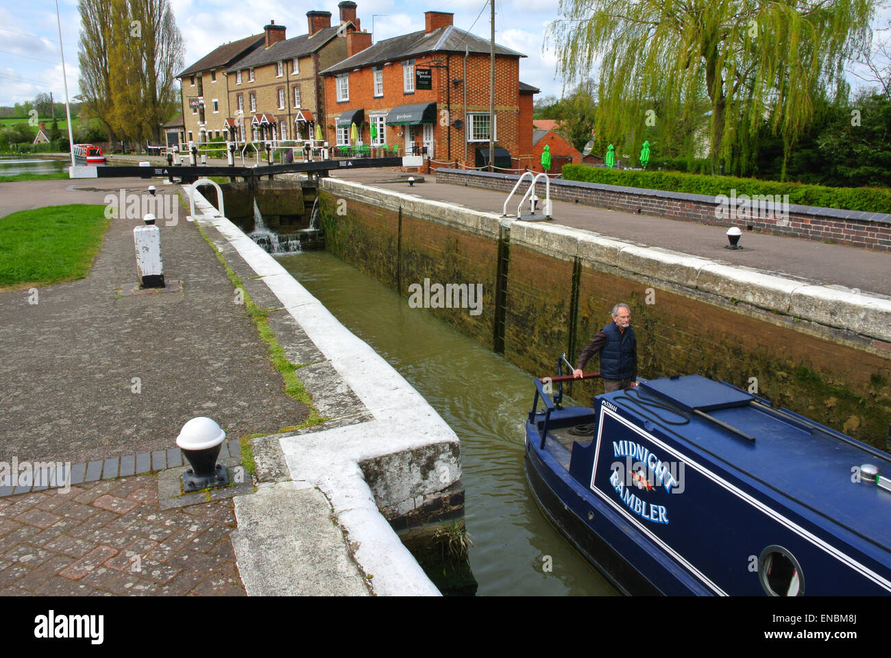 stoke bruerne lock gates Stock Photo - Alamy