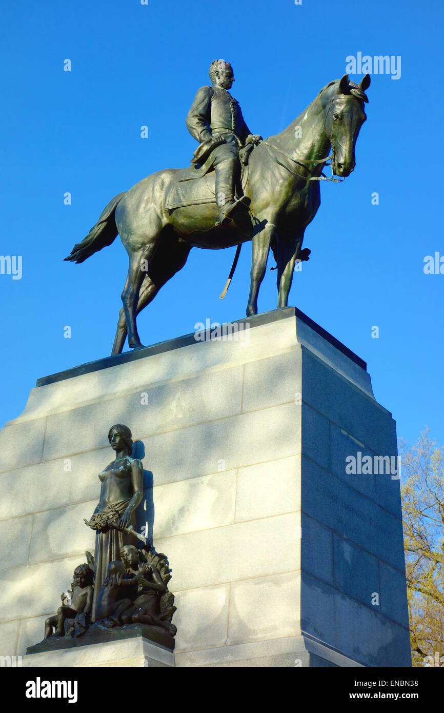 General sherman statue hi-res stock photography and images - Alamy
