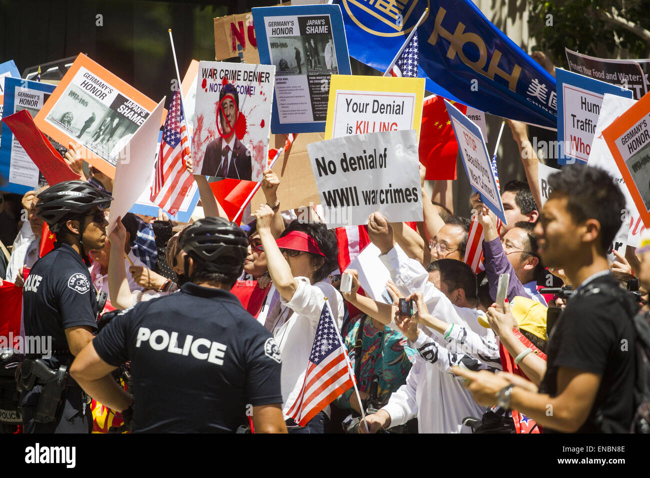 Los Angeles, California, USA. 1st May, 2015. Hundreds of Chinese ...