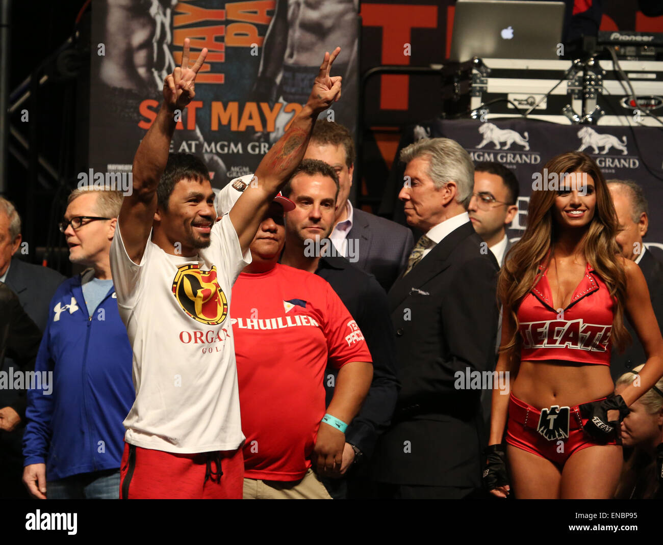 Las Vegas, Nevada, USA. 1st May, 2015. A record 11,500 boxing fans ...