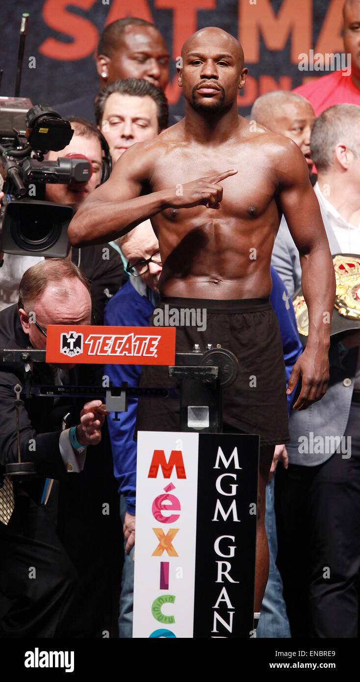 Las Vegas, Nevada, USA. 1st May, 2015. Boxer Floyd Mayweather attends ...