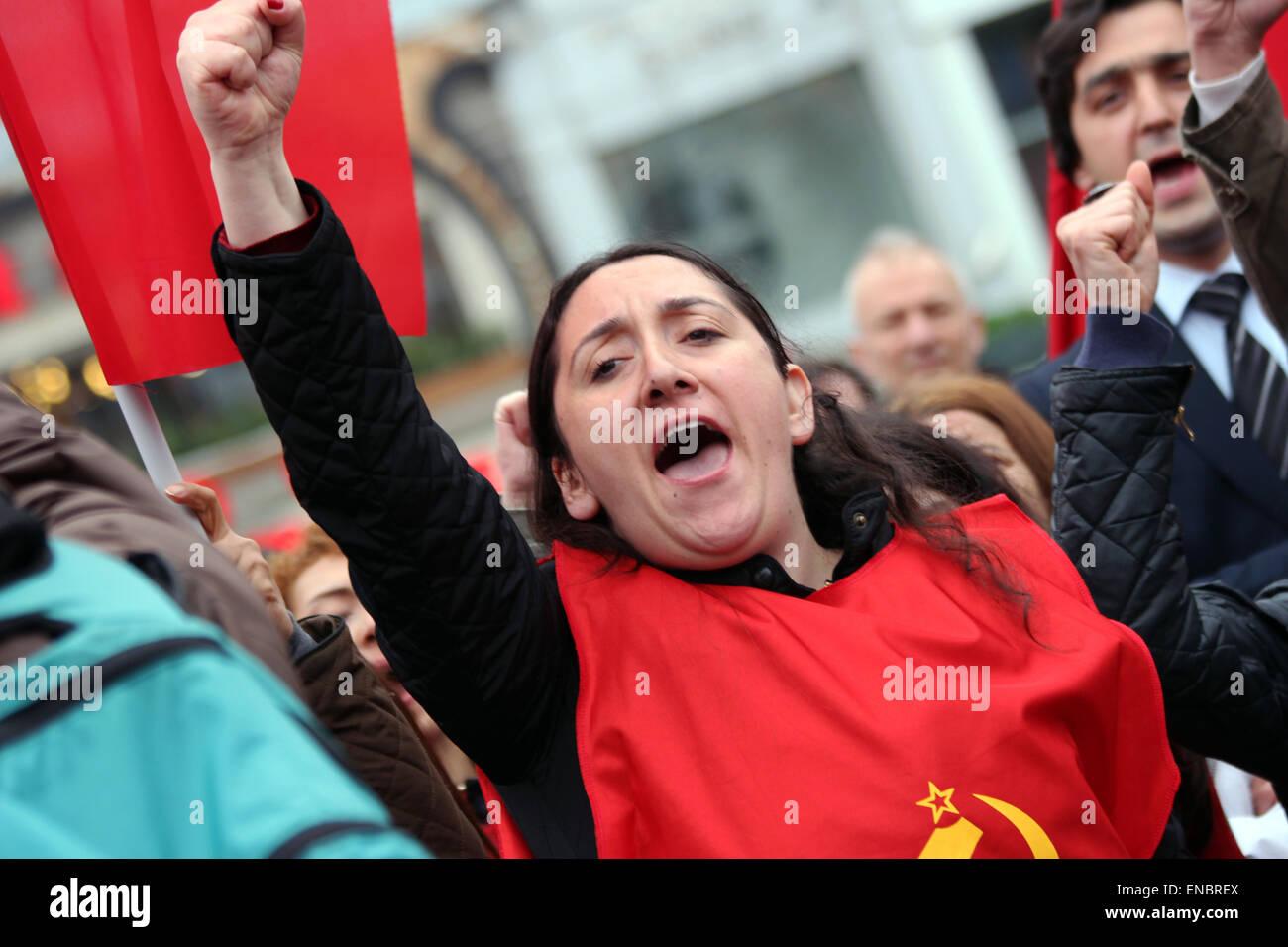 Istanbul, Turkey. 1st May, 2015. May 1, 2015 - Demonstrators who wanted ...