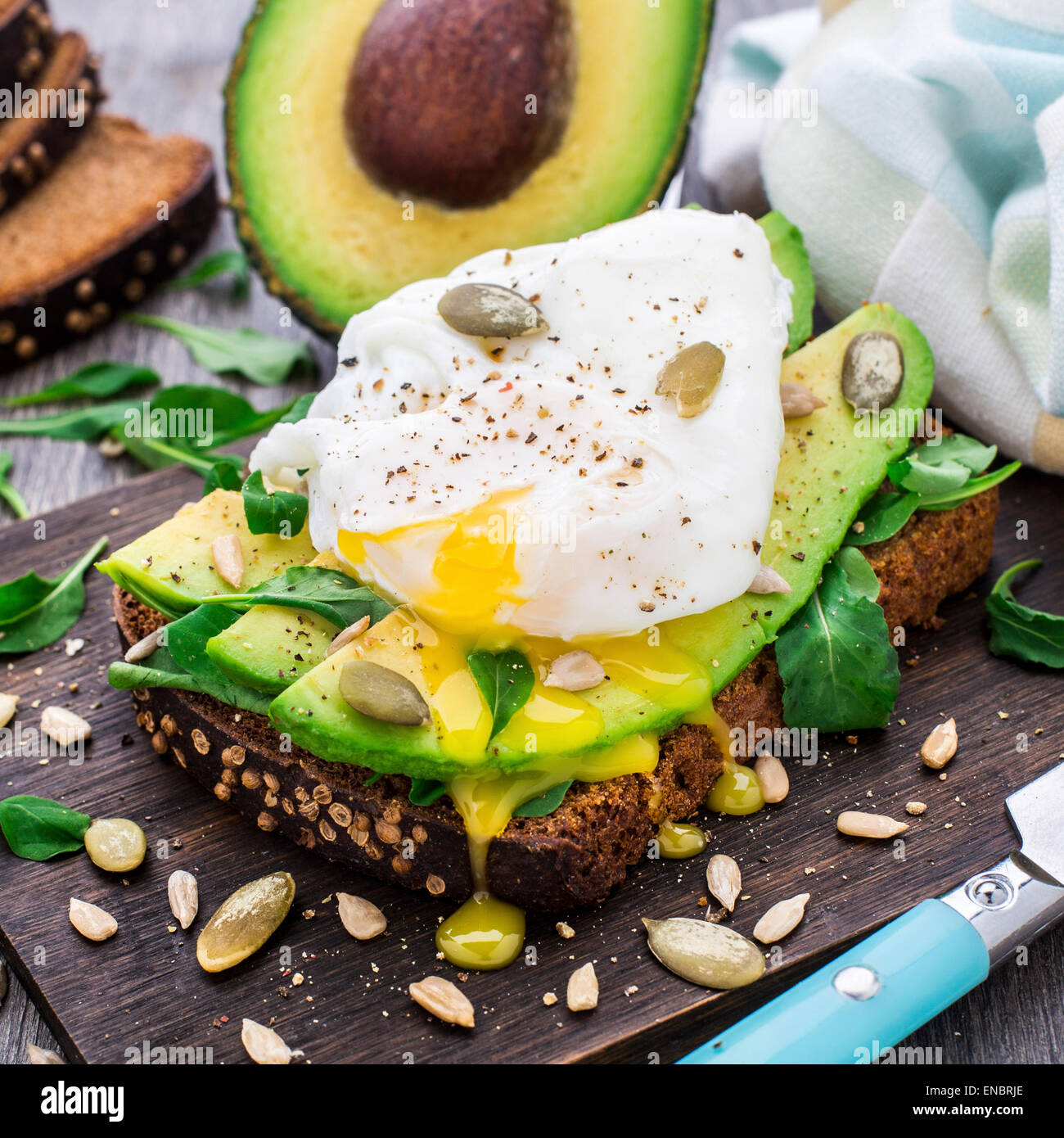 Avocado hi-res stock photography and images - Alamy
