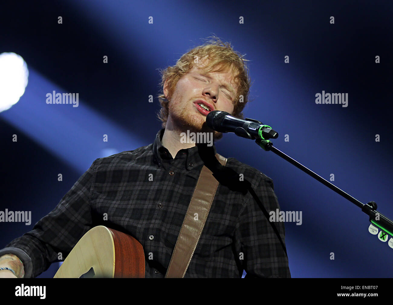 Ed Sheeran performing live on stage at Manchester Arena Featuring: Ed ...