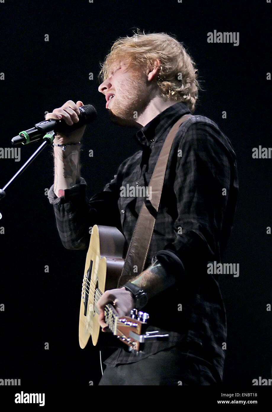 Ed Sheeran performing live on stage at Manchester Arena Featuring: Ed ...