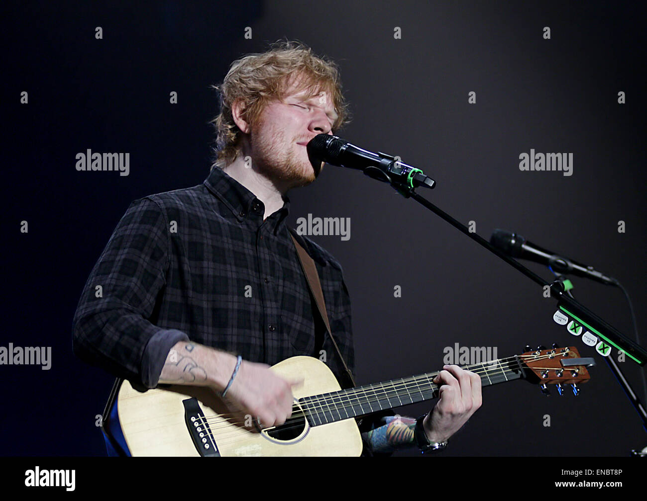Ed Sheeran performing live on stage at Manchester Arena Featuring: Ed ...