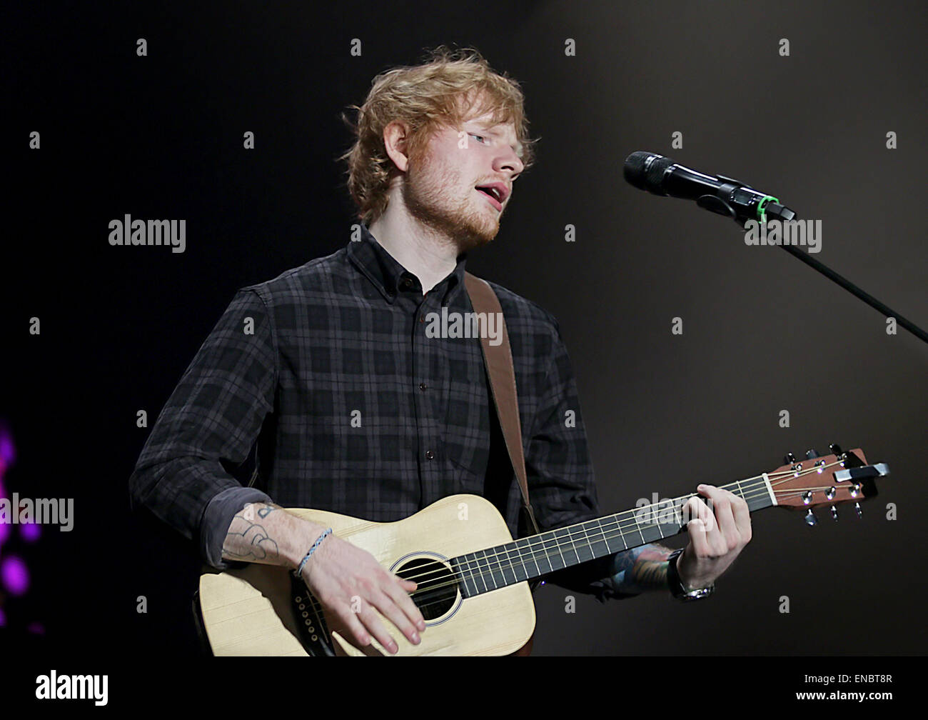 Ed Sheeran performing live on stage at Manchester Arena Featuring: Ed ...