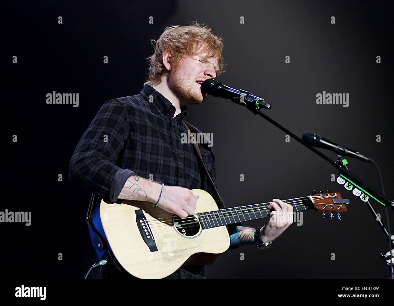 Ed Sheeran performing live on stage at Manchester Arena Featuring: Ed ...