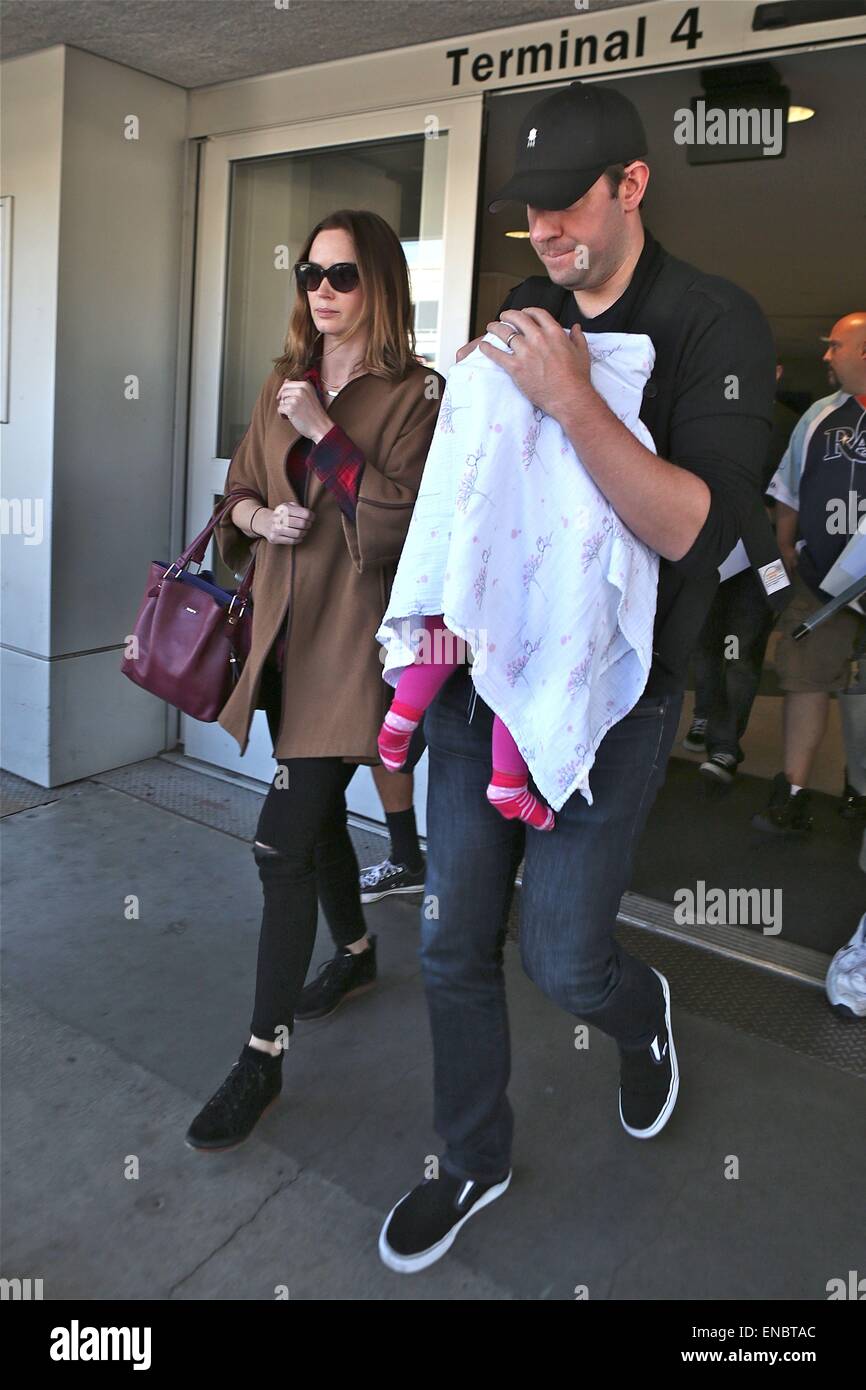 Emily Blunt and family arrive at Los Angeles International Airport (LAX ...