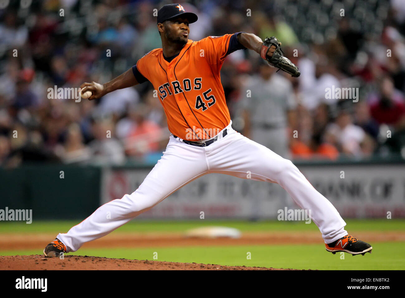 Houston, TX, USA. 01st May, 2015. Houston Astros pitcher Samuel Deduno ...