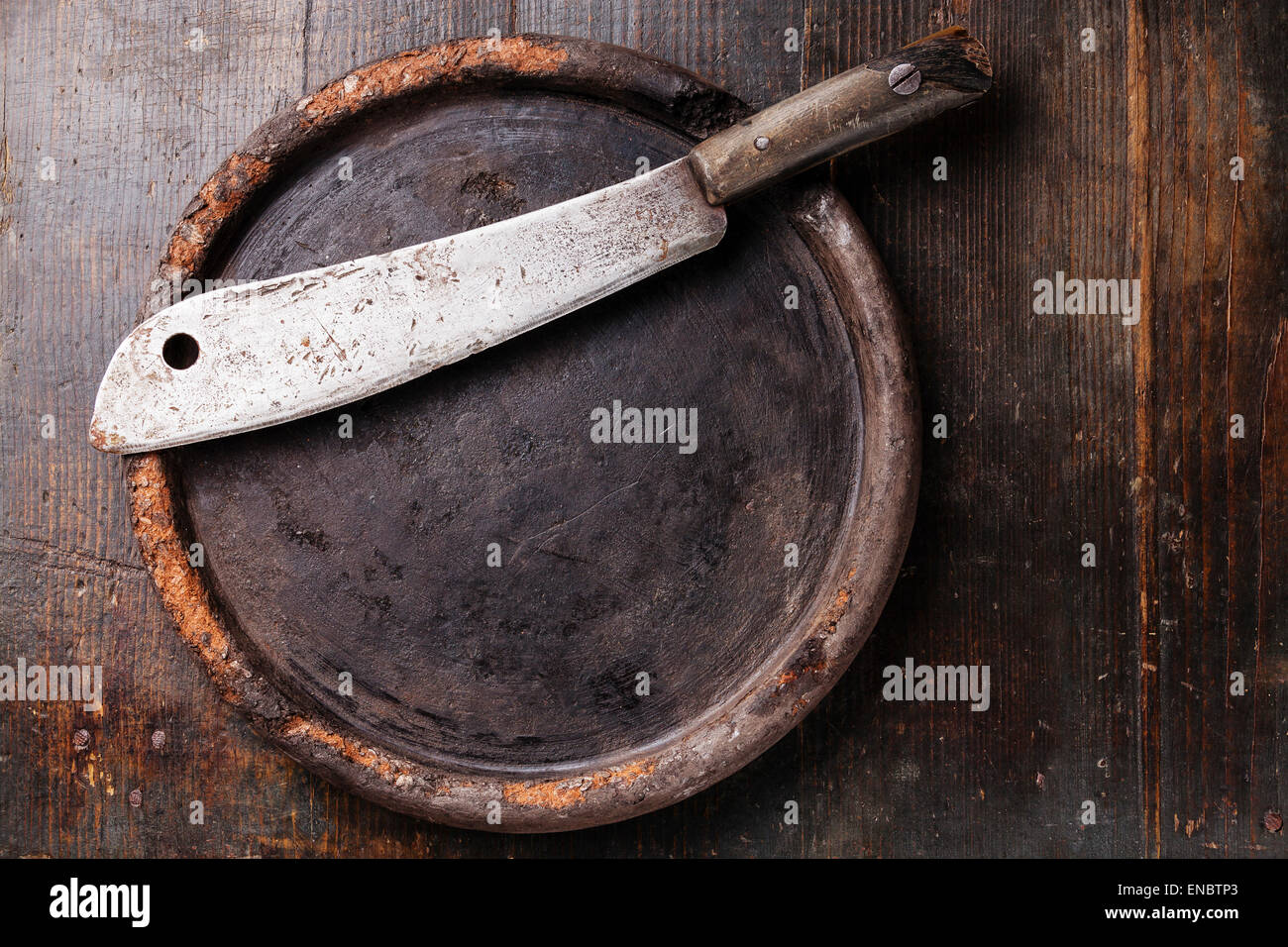 Vintage Meat cleaver on dark wooden background Stock Photo - Alamy