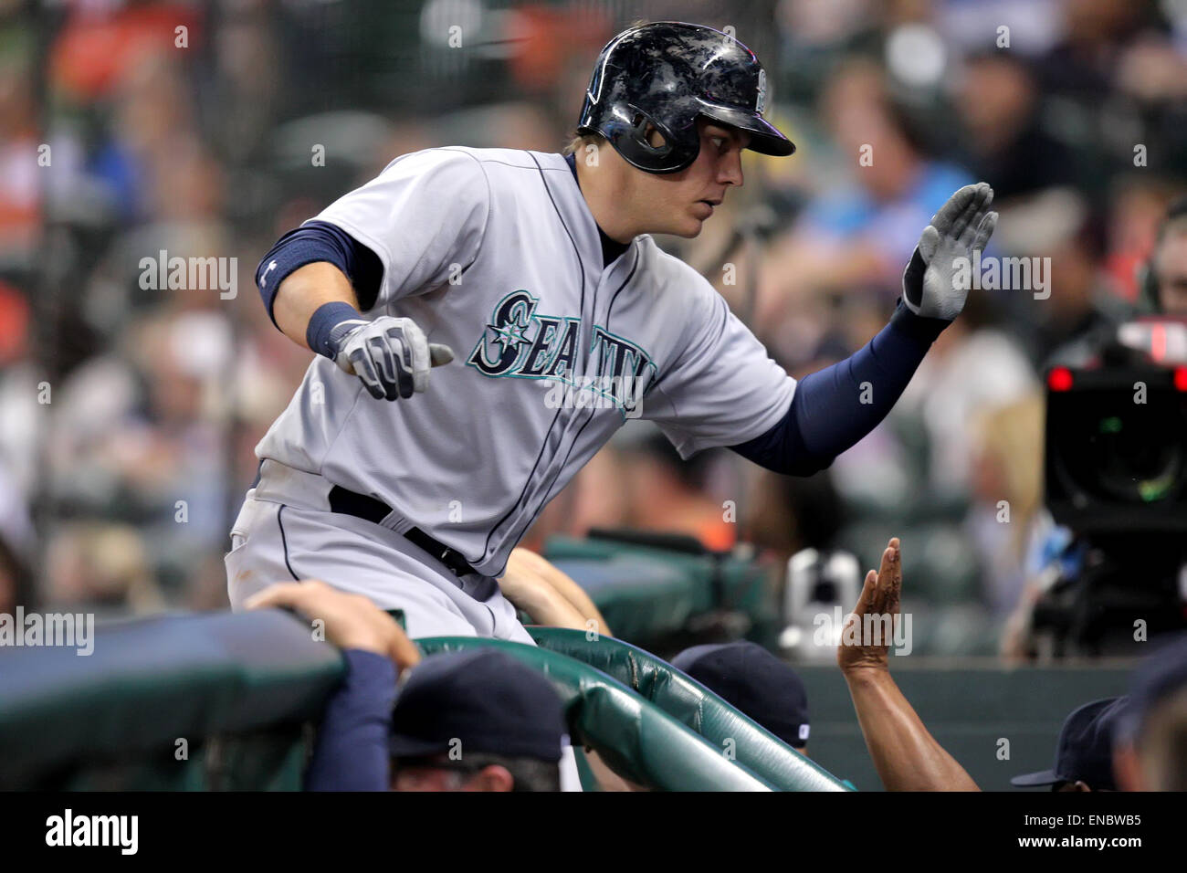 MAY 01 2015: Seattle Mariners first baseman Logan Morrison #20 is ...