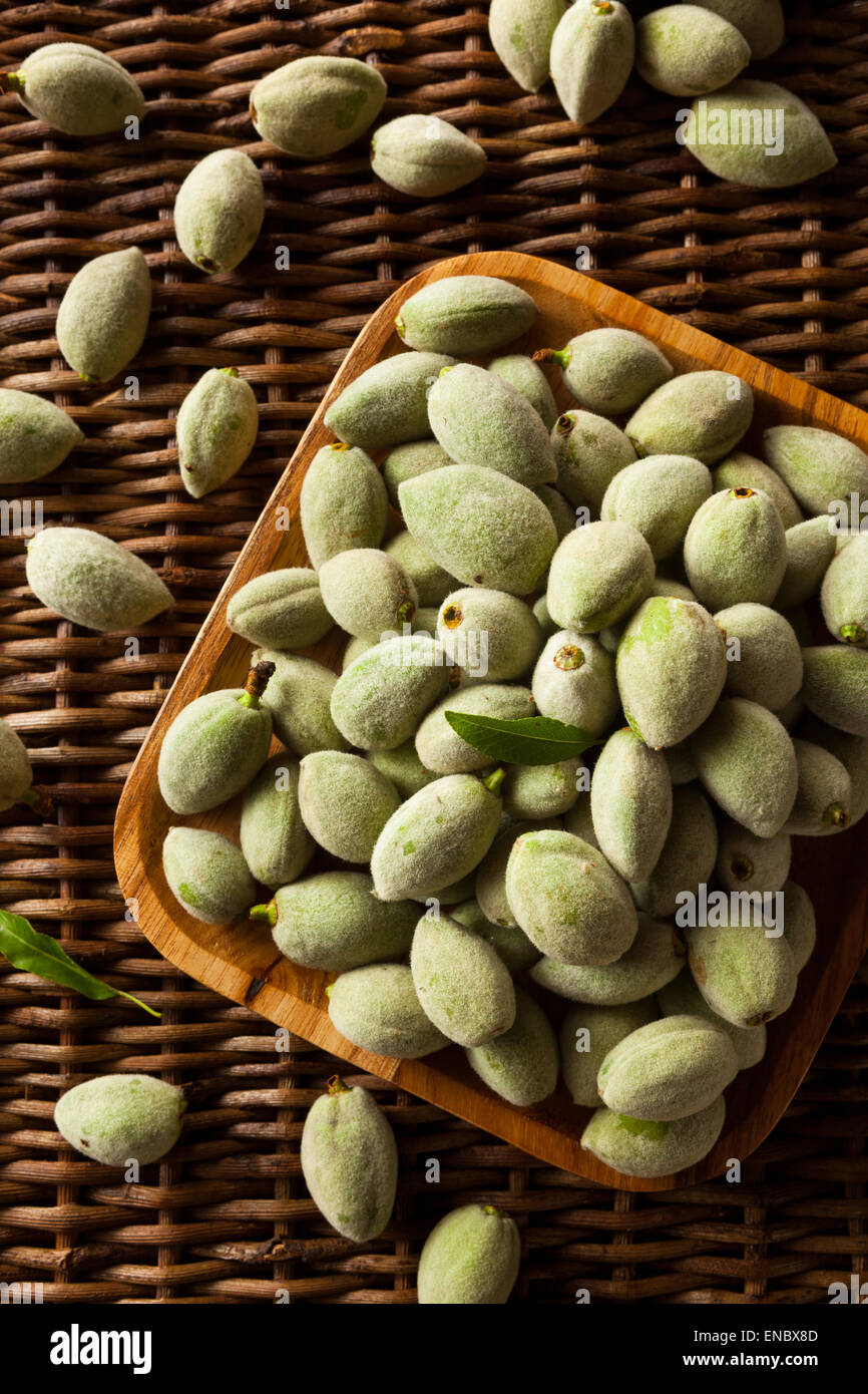 Fresh almonds hi-res stock photography and images - Alamy