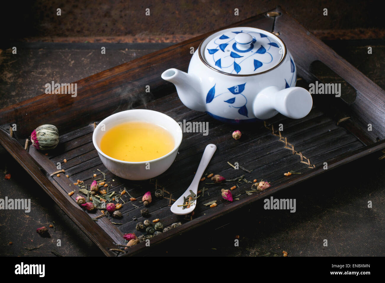 Japanese teapot hi-res stock photography and images - Alamy