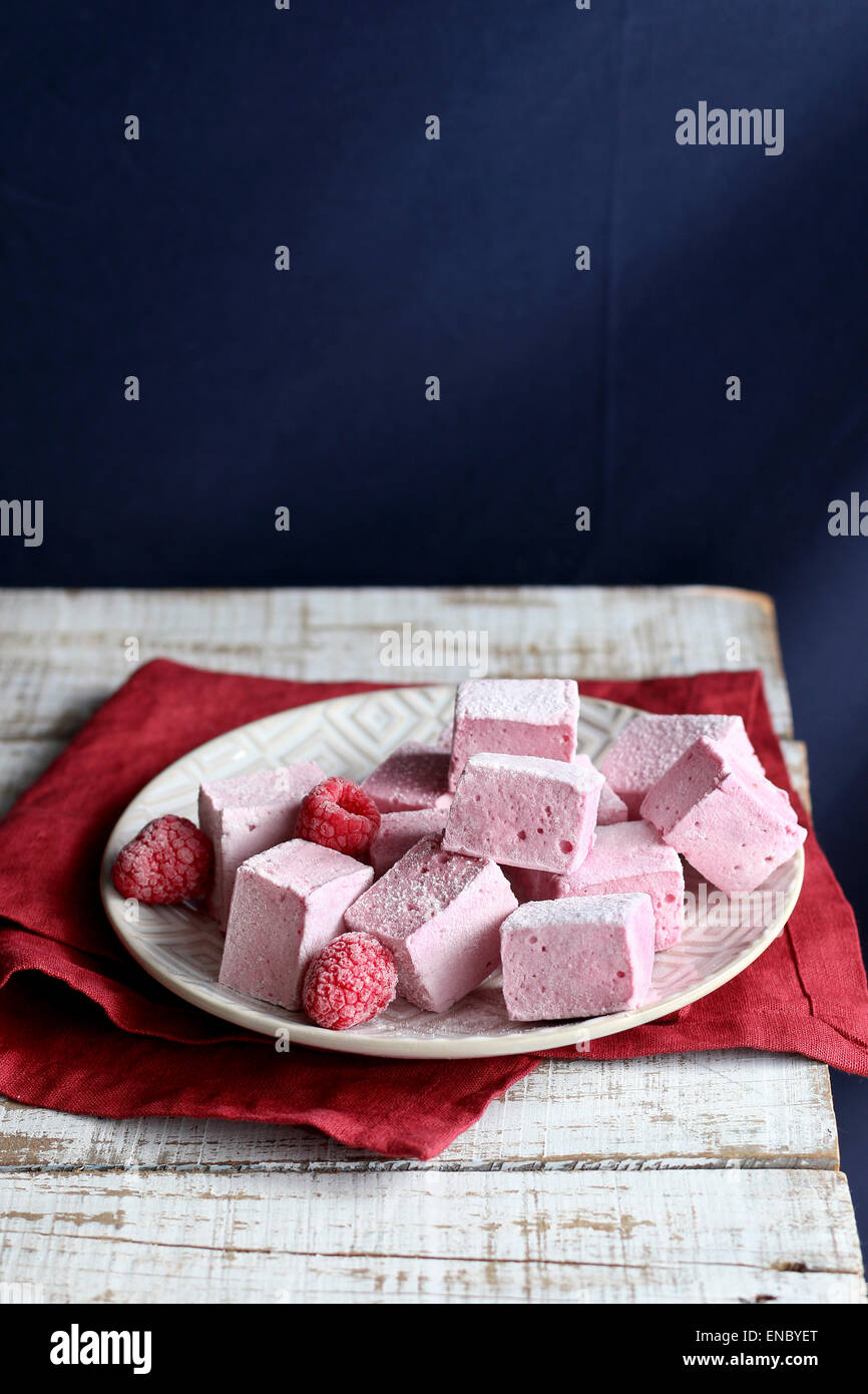 Homemade raspberry marshmallow Stock Photo - Alamy