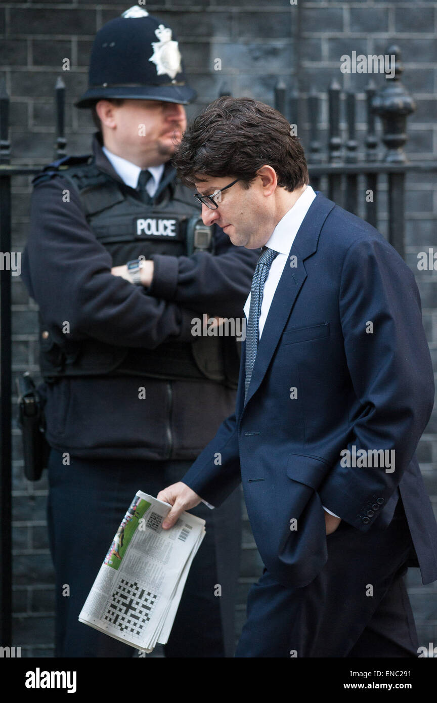 Ministers arriving at 10 Downing Street for a cabinet meeting Featuring ...
