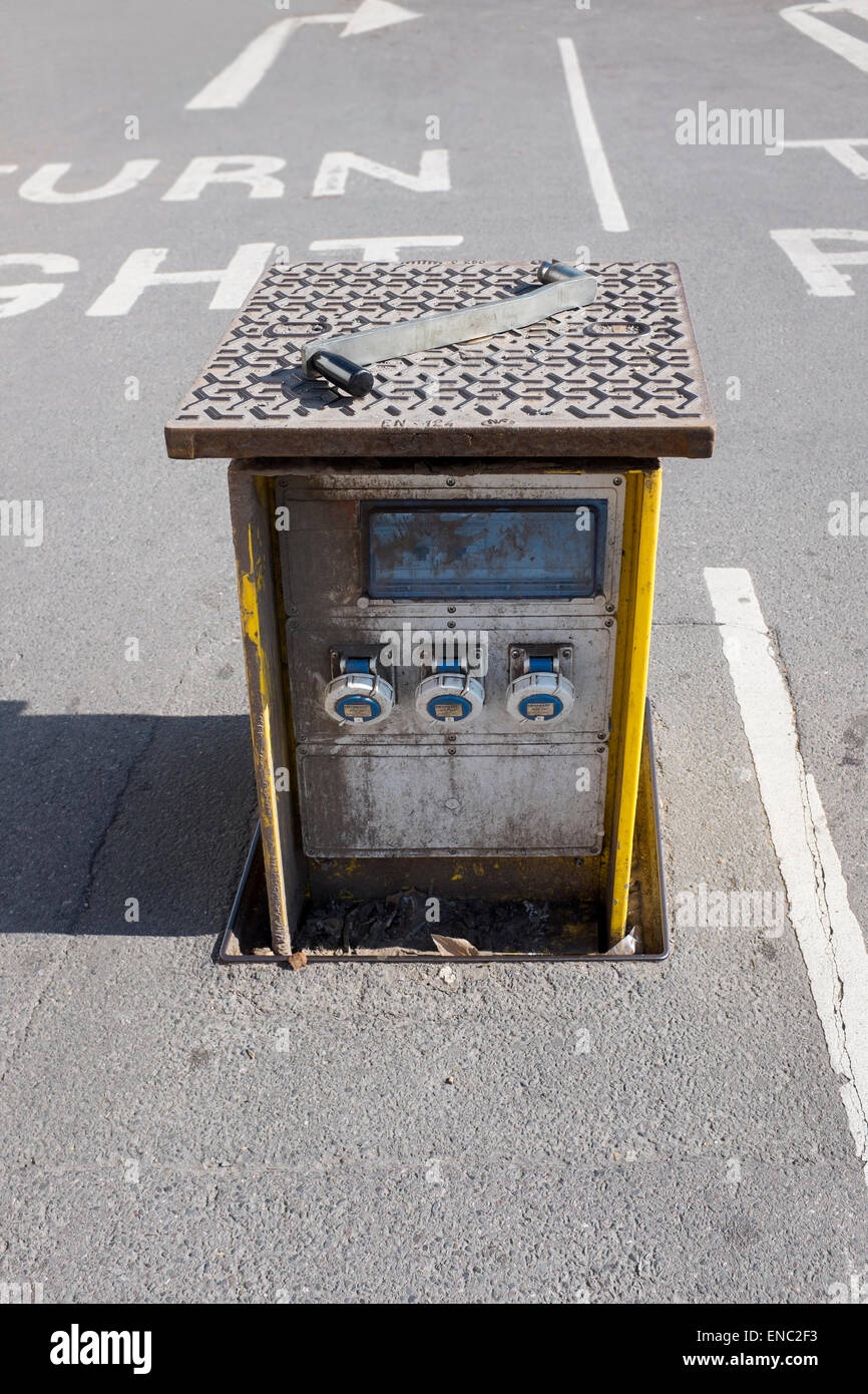 Outdoor power socket hi-res stock photography and images - Alamy