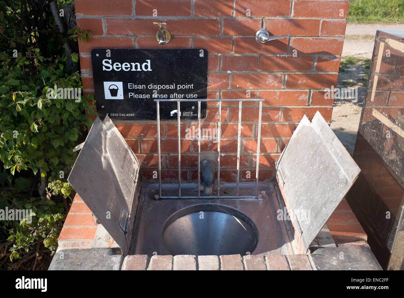 Elsan Disposal Point at Seend on the Kennet and Avon Canal Stock Photo ...