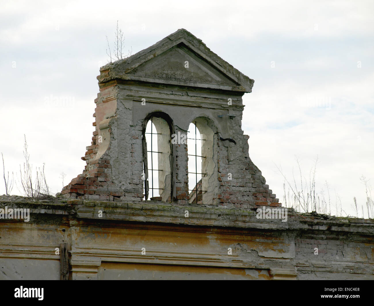 Demolished and destroyed the abandoned castle Stock Photo - Alamy