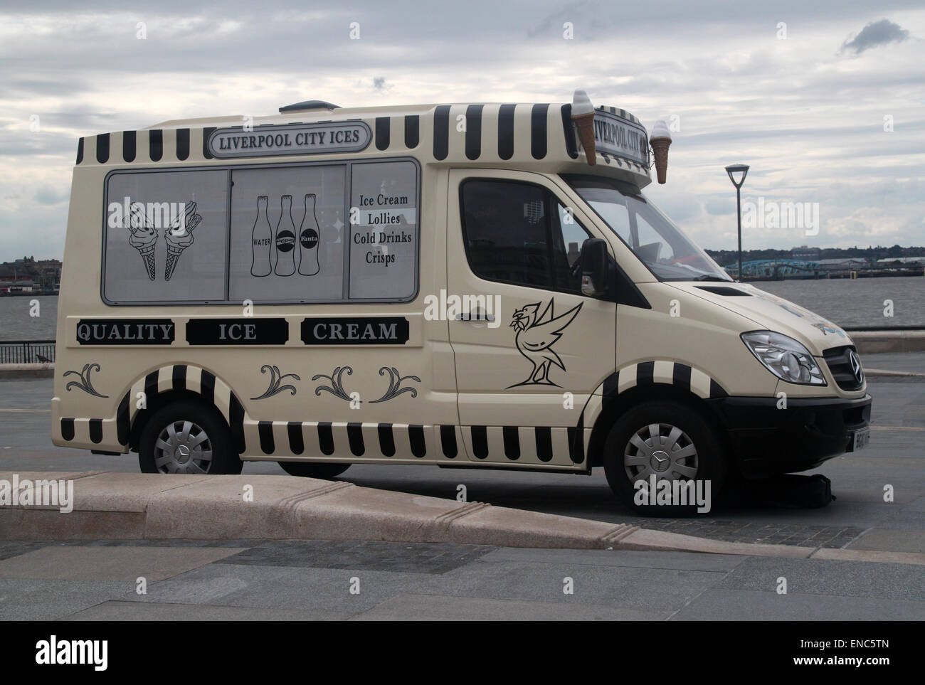 Ice cream van river hi-res stock photography and images - Alamy