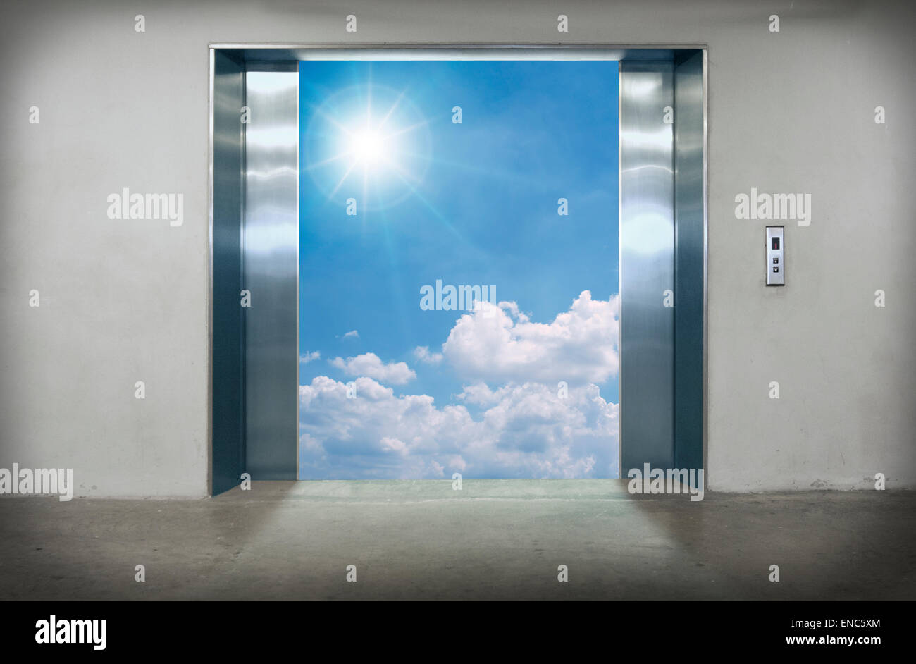 Elevator doors hi-res stock photography and images - Alamy