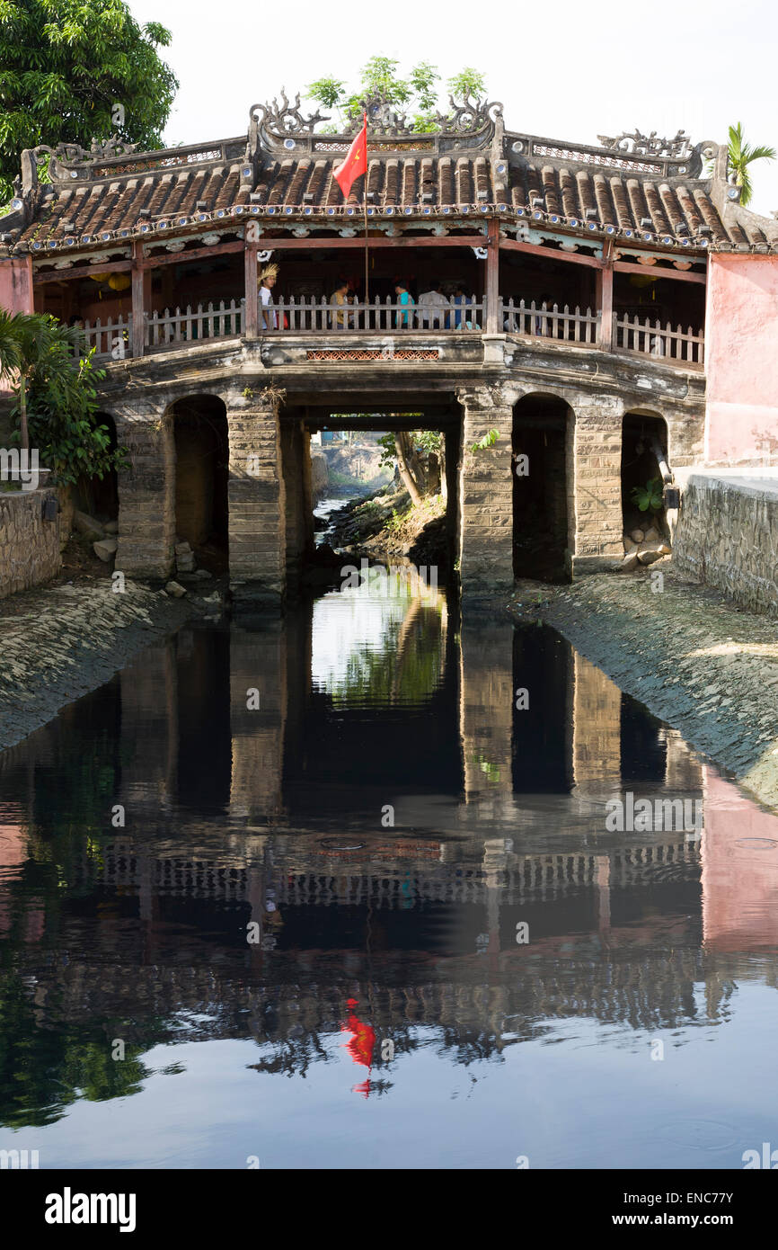 Japanese covered bridge in Hoi An, Vietnam Stock Photo - Alamy