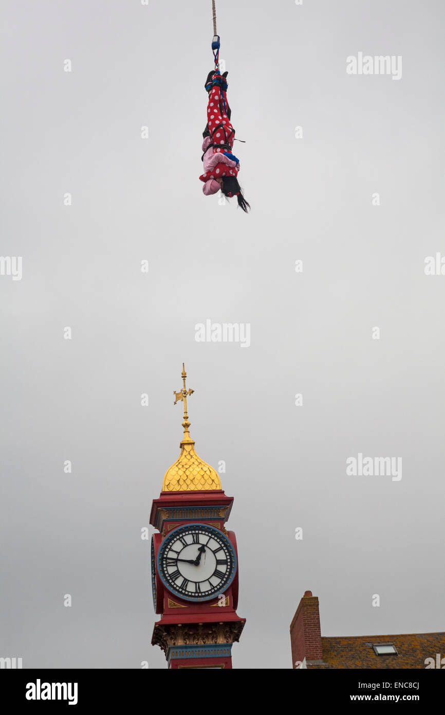 Bungee jumper face hi-res stock photography and images - Alamy