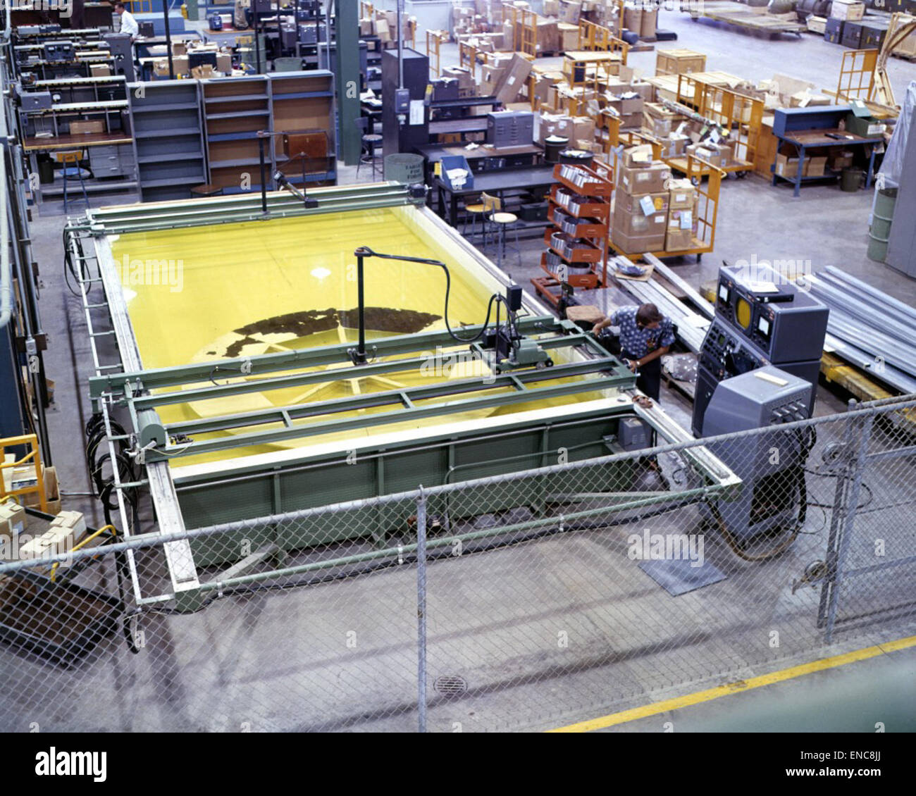 Ultrasonic Test Bath-------4-29-51; caption Ultrasonic test bath ...