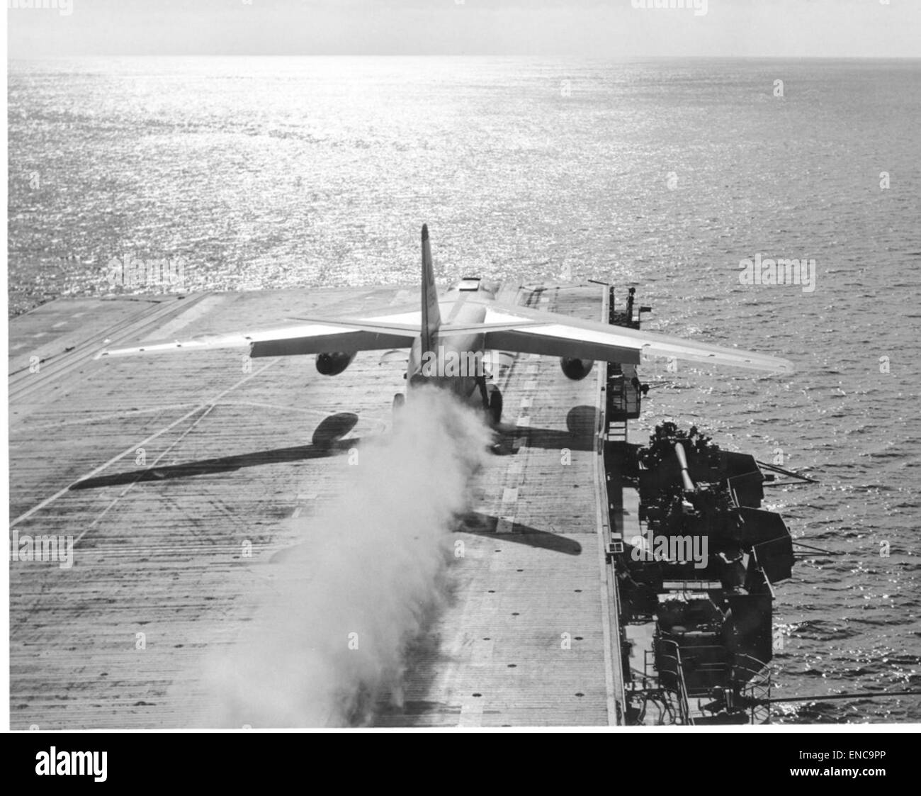 Photograph flight deck uss Black and White Stock Photos & Images - Alamy