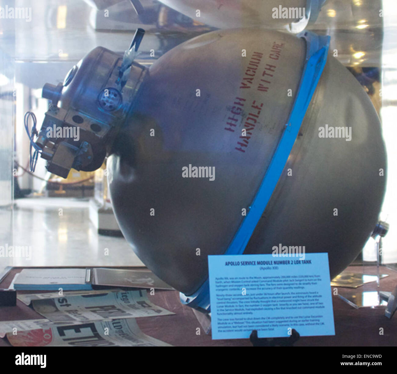 Oxygen tank aircraft hi-res stock photography and images - Alamy