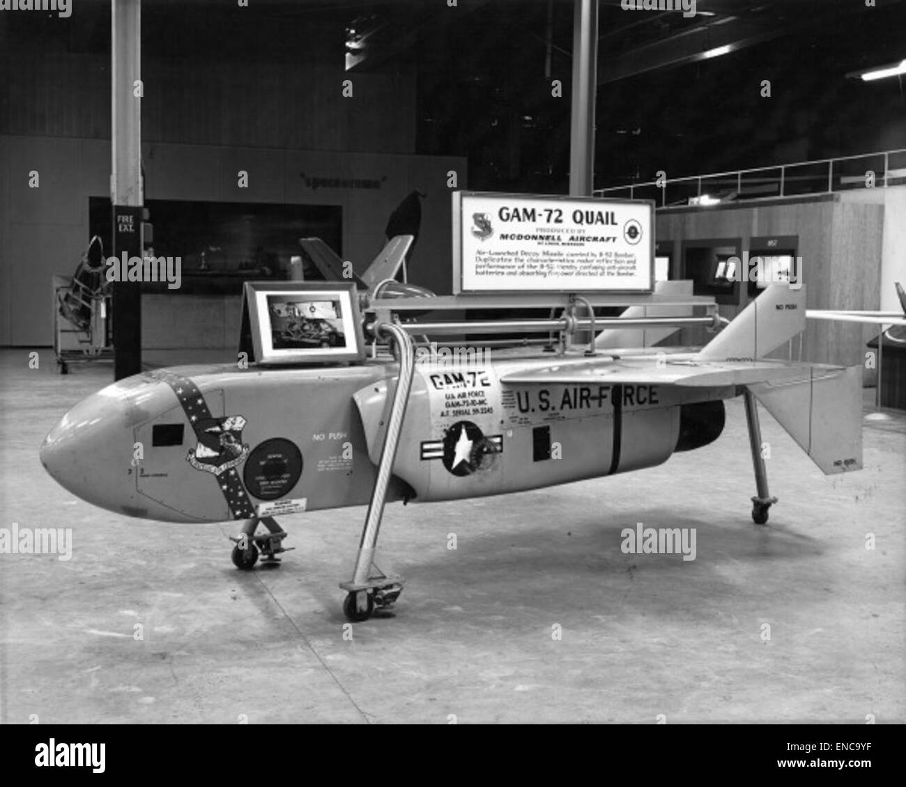 J85 engine Black and White Stock Photos & Images - Alamy