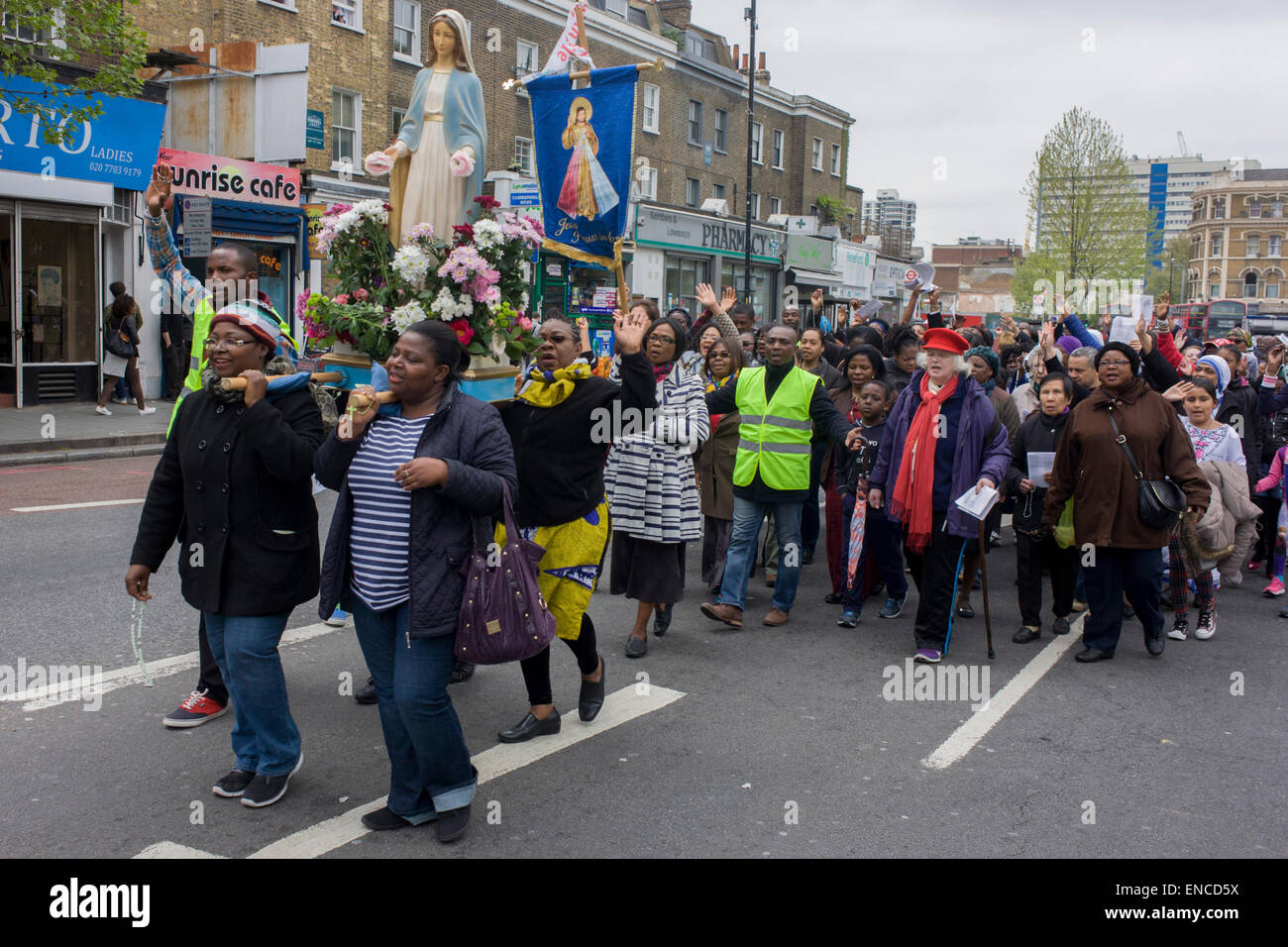 Camberwell, London 2nd May 2015 - Christians carry an effigy of the ...