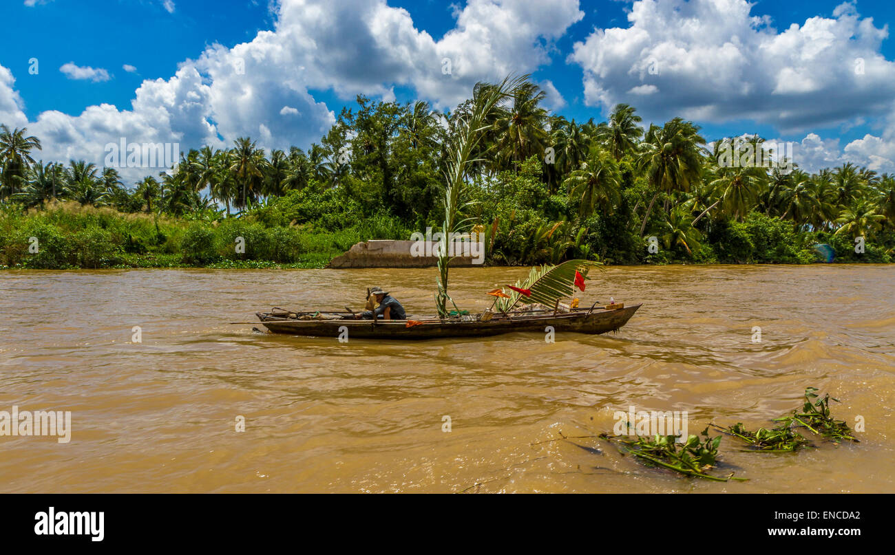 Sampan boat hi-res stock photography and images - Alamy