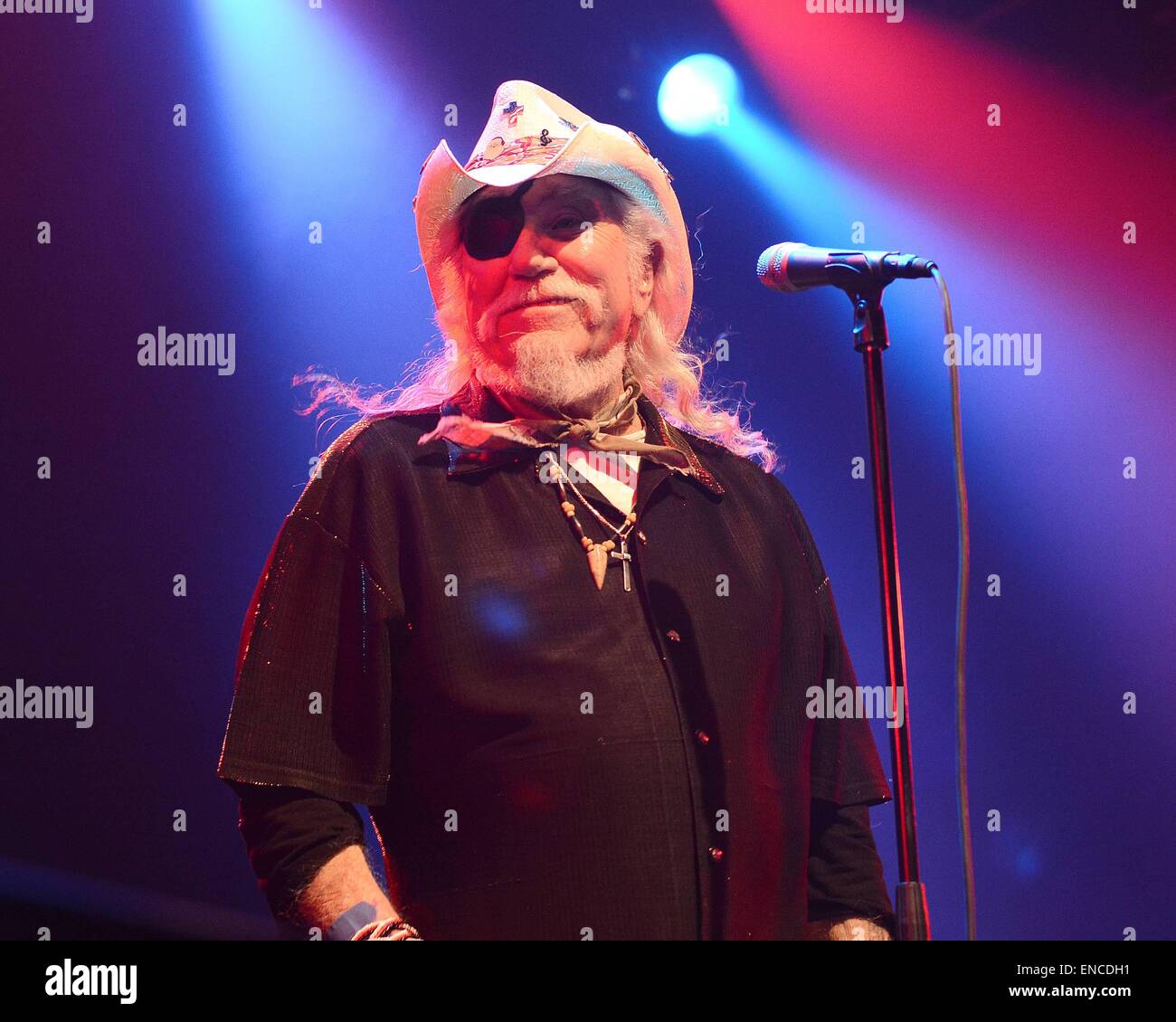 Legendary 70's American rock band Dr. Hook, featuring 77 year old Ray ...
