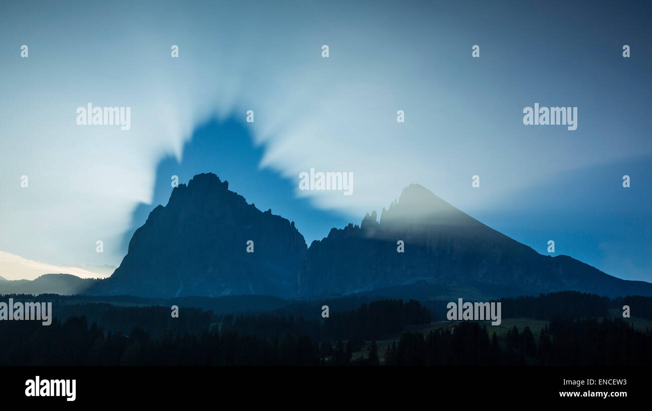 Shadow of mountains hi-res stock photography and images - Alamy