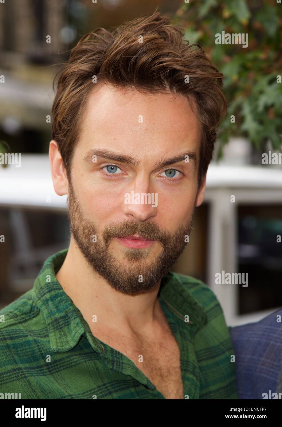 Tom Mison and John Noble Visit FOX’s SLEEPY HOLLOW-een Pumpkin Patch at ...