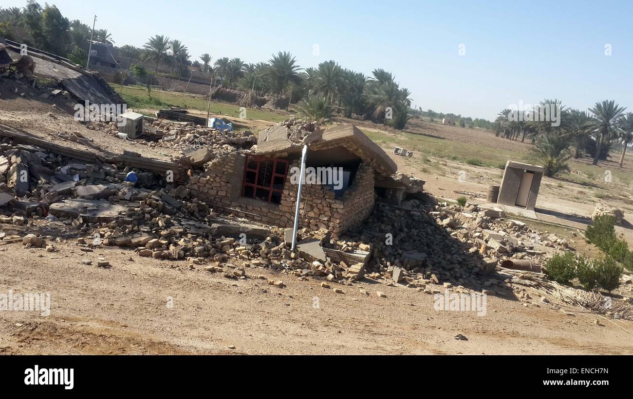 Damaged house of islamic hi-res stock photography and images - Alamy