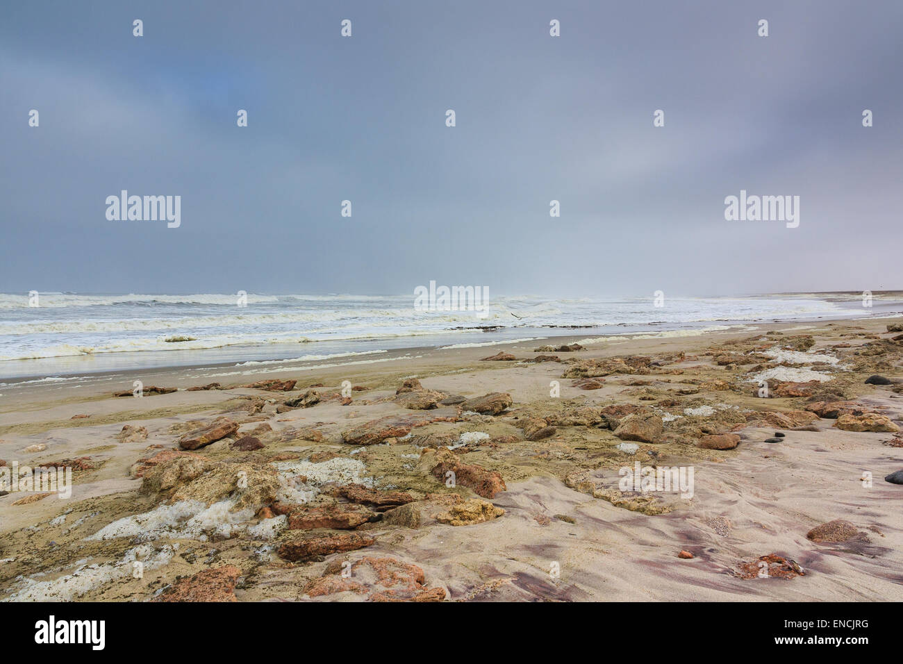 Skeleton coast hi-res stock photography and images - Alamy